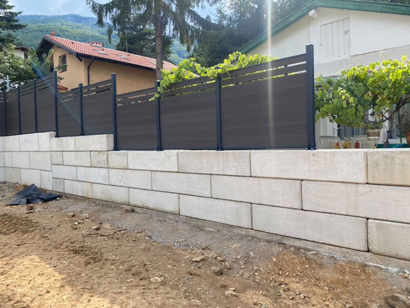 Esempi di recinzioni in blocchi di cemento
