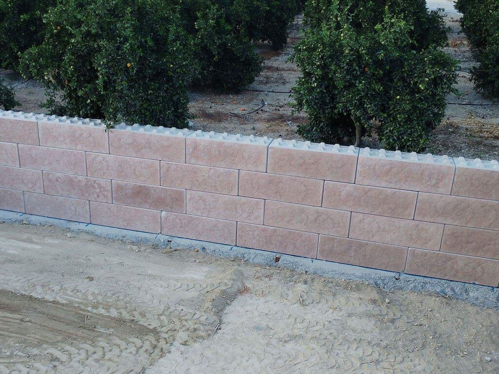 Esempi di recinzioni in blocchi di cemento